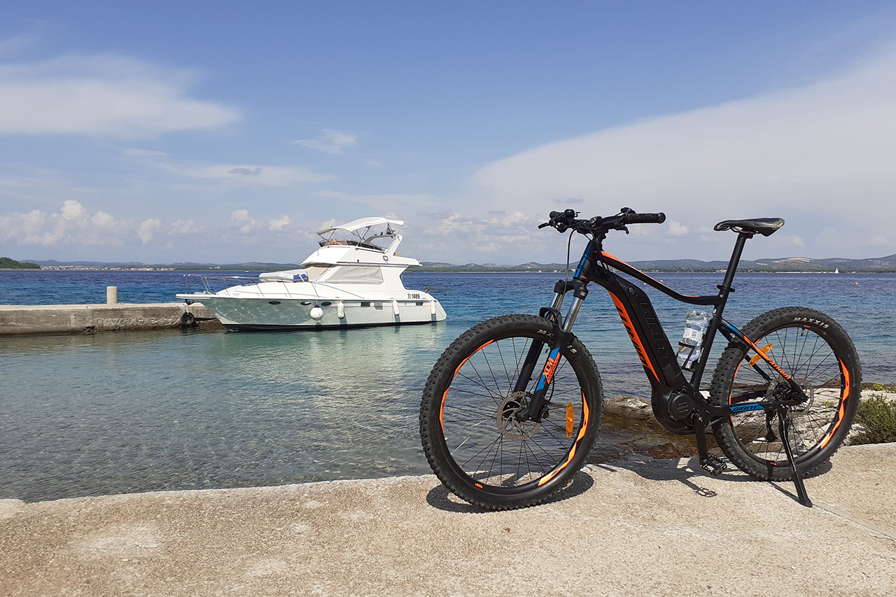 Bike and Boat - Island Hopping
